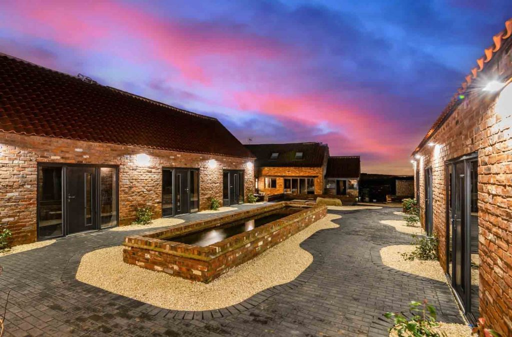 Celebration Venues to Rent | Party Houses